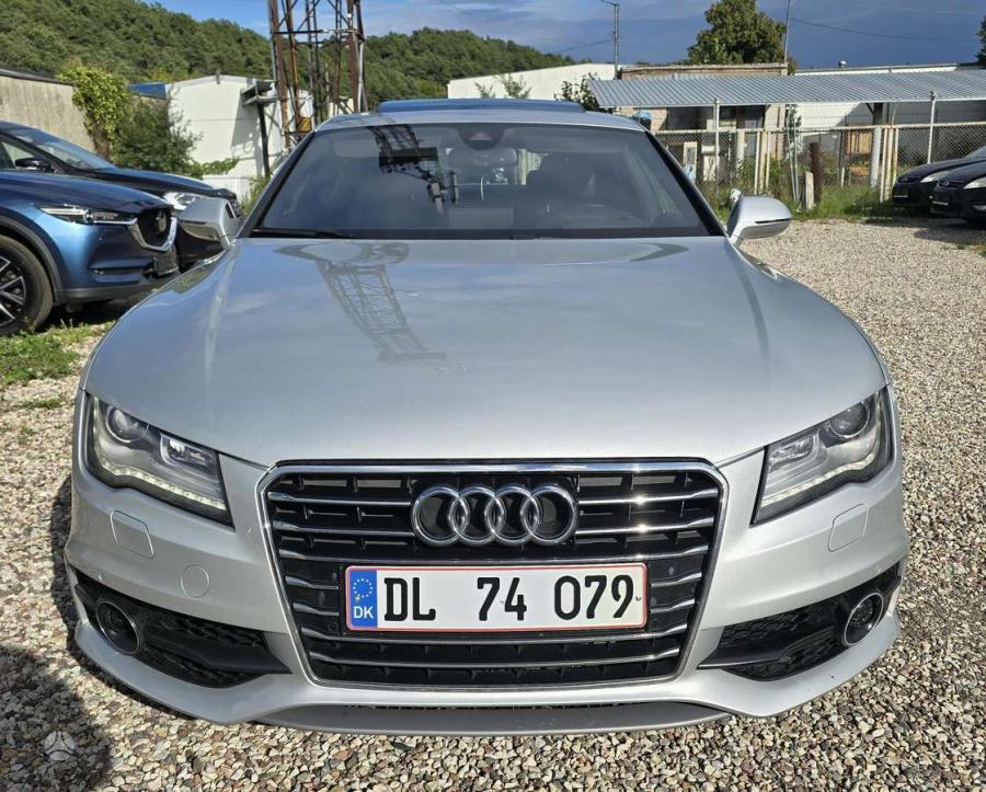 Grey Audi A7 Sportback 2011 in Kaunas, with an engine capacity of 3.00 L and mileage of 258 thousand km for 11500 €, photo 3 on AUTOMOTO.COM.LV