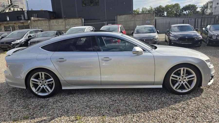 Grey Audi A7 Sportback 2011 in Kaunas, with an engine capacity of 3.00 L and mileage of 258 thousand km for 11500 €, photo 8 on AUTOMOTO.COM.LV