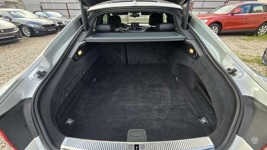 Grey Audi A7 Sportback 2011 in Kaunas, with an engine capacity of 3.00 L and mileage of 258 thousand km for 11500 €, photo 16 on AUTOMOTO.COM.LV