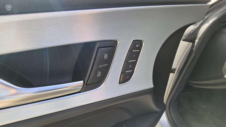 Grey Audi A7 Sportback 2011 in Kaunas, with an engine capacity of 3.00 L and mileage of 258 thousand km for 11500 €, photo 20 on AUTOMOTO.COM.LV