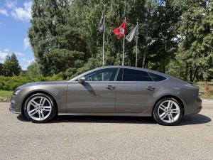 Grey Audi A7 Sportback 2013 in Kazlu Ruda, with an engine capacity of 2.97 L and mileage of 245 thousand km for 11000 €, photo 9 on AUTOMOTO.COM.LV