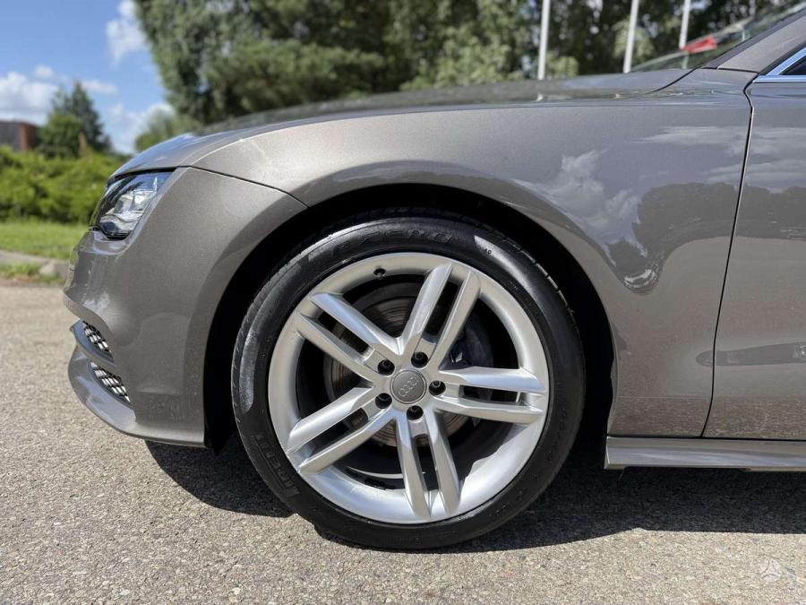 Grey Audi A7 Sportback 2013 in Kazlu Ruda, with an engine capacity of 2.97 L and mileage of 245 thousand km for 11000 €, photo 12 on AUTOMOTO.COM.LV