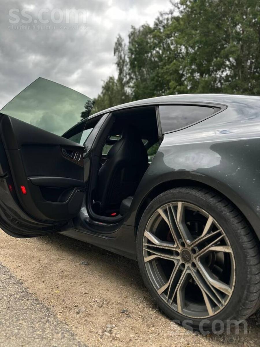 Pelēks Audi A7 Sportback 2013 Rīga, ar dzinēja tilpumu 3.00 L un nobraukumu 269 tūkst. km par 14490 €, foto 4 vietnē AUTOMOTO.COM.LV