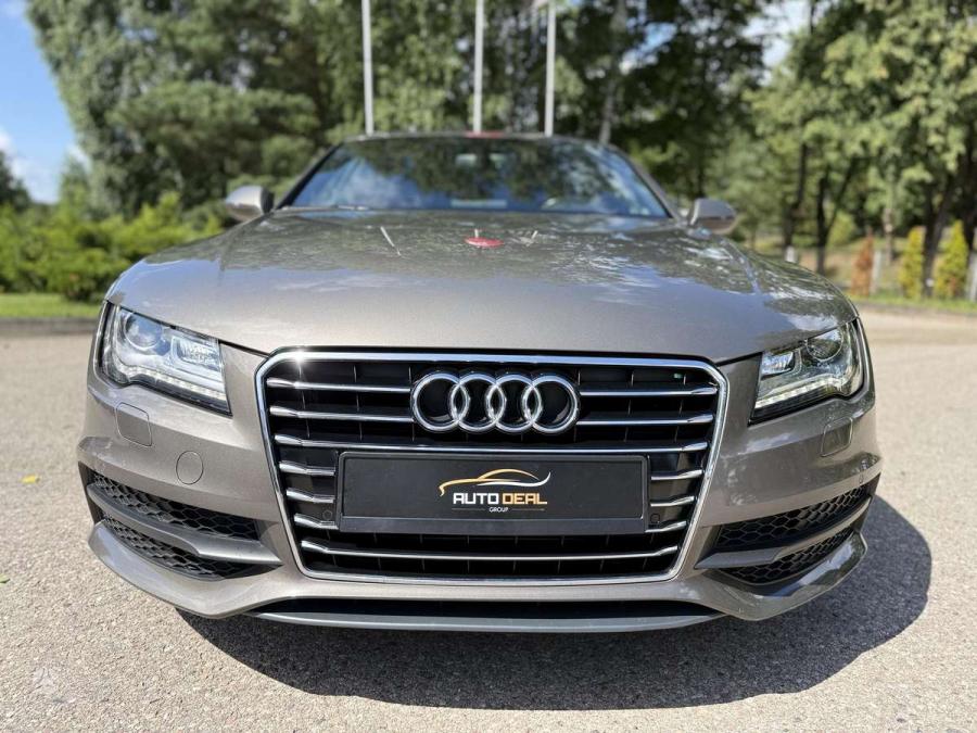 Grey Audi A7 Sportback 2013 in Kazlu Ruda, with an engine capacity of 2.97 L and mileage of 245 thousand km for 11000 €, photo 13 on AUTOMOTO.COM.LV