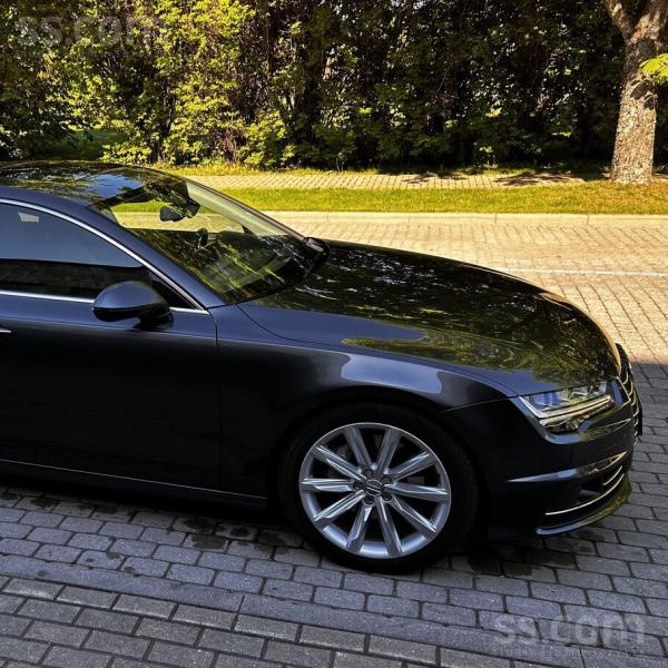 Grey Audi A7 Sportback 2015 in Ventspils, with an engine capacity of 3.00 L and mileage of 300 thousand km for 16500 €, photo 8 on AUTOMOTO.COM.LV