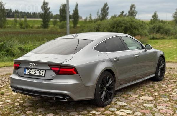 Grey Audi A7 Sportback 2016 in Ogre, with an engine capacity of 3.00 L and mileage of 268 thousand km for 16500 €, photo 4 on AUTOMOTO.COM.LV