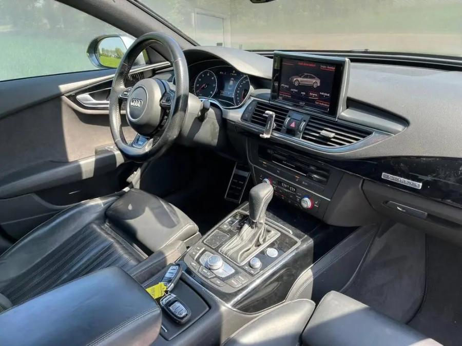 Grey Audi A7 Sportback 2016 in Jurmala, with an engine capacity of 2.00 L and mileage of 218 thousand km for 18950 €, photo 12 on AUTOMOTO.COM.LV