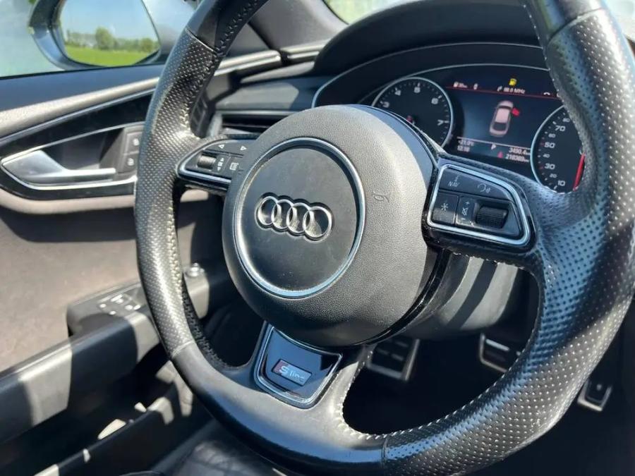 Grey Audi A7 Sportback 2016 in Jurmala, with an engine capacity of 2.00 L and mileage of 218 thousand km for 18950 €, photo 17 on AUTOMOTO.COM.LV