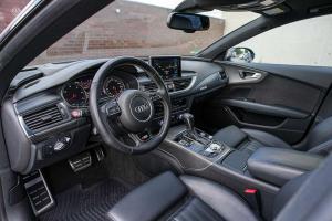Grey Audi A7 Sportback 2016 in Marijampole, with an engine capacity of 2.97 L and mileage of 199 thousand km for 24950 €, photo 30 on AUTOMOTO.COM.LV