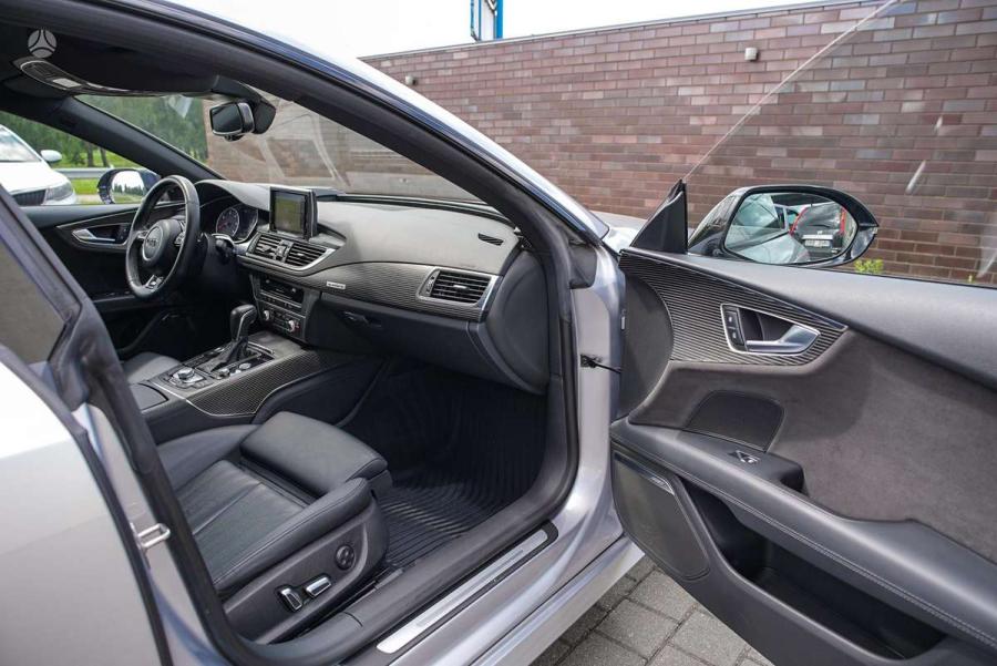 Grey Audi A7 Sportback 2016 in Marijampole, with an engine capacity of 2.97 L and mileage of 199 thousand km for 24950 €, photo 46 on AUTOMOTO.COM.LV