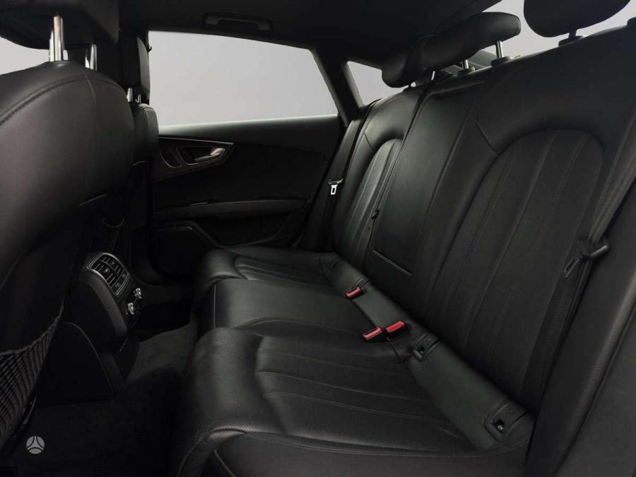 Grey Audi A7 Sportback 2016 in Klaipeda, with an engine capacity of 3.00 L and mileage of 214 thousand km for 21999 €, photo 13 on AUTOMOTO.COM.LV