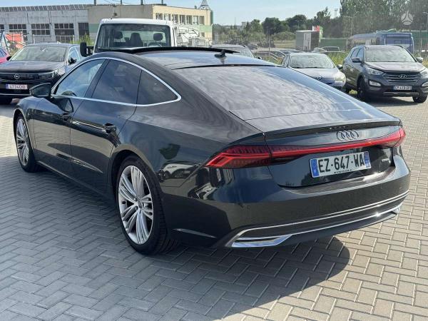 Grey Audi A7 Sportback 2018 in Taurage, with an engine capacity of 3.00 L and mileage of 119 thousand km for 22500 €, photo 6 on AUTOMOTO.COM.LV