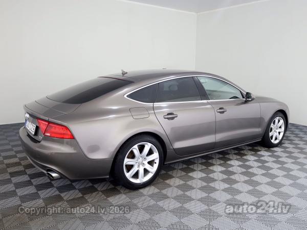 Grey Audi A7 Sportback 2010 in Tallinn, with an engine capacity of 2.80 L and mileage of 284 thousand km for 7999 €, photo 3 on AUTOMOTO.COM.LV