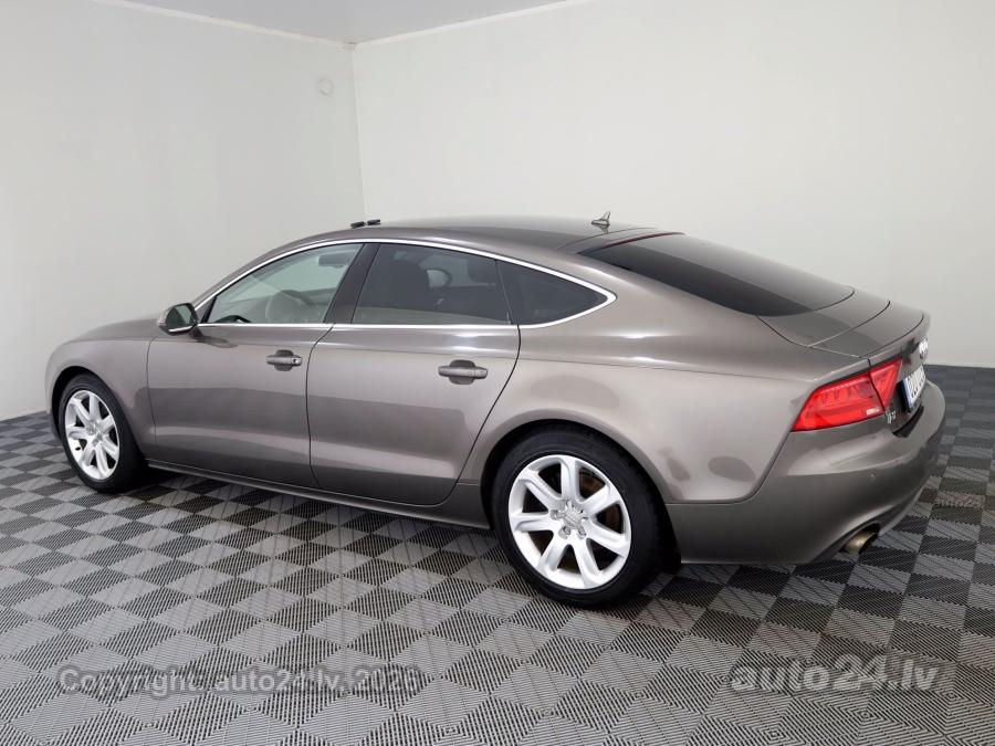Pelēks Audi A7 Sportback 2010 Tallina, ar dzinēja tilpumu 2.80 L un nobraukumu 284 tūkst. km par 7999 €, foto 5 vietnē AUTOMOTO.COM.LV
