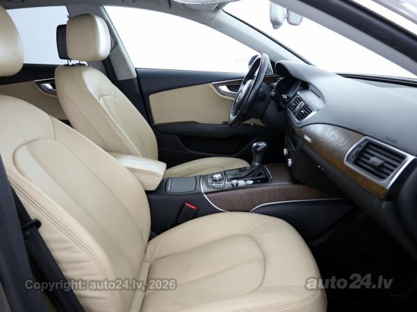 Grey Audi A7 Sportback 2010 in Tallinn, with an engine capacity of 2.80 L and mileage of 284 thousand km for 7999 €, photo 6 on AUTOMOTO.COM.LV