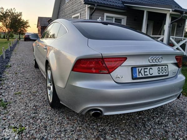 Pelēks Audi A7 Sportback 2010 Alīta, ar dzinēja tilpumu 3.00 L un nobraukumu 340 tūkst. km par 11000 €, foto 9 vietnē AUTOMOTO.COM.LV