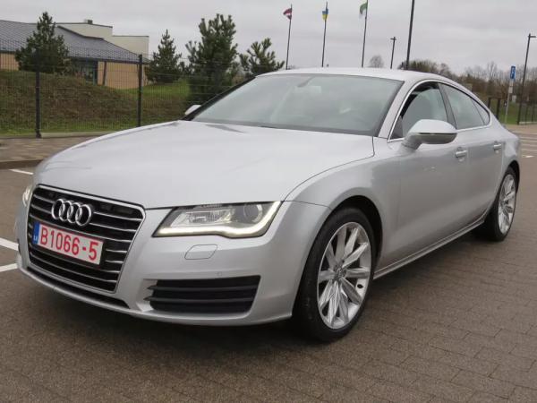 Grey Audi A7 Sportback 2011 in Riga, with an engine capacity of 3.00 L and mileage of 260 thousand km for 11450 €, photo 1 on AUTOMOTO.COM.LV
