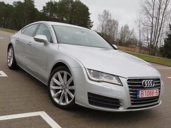 Grey Audi A7 Sportback 2011 in Riga, with an engine capacity of 3.00 L and mileage of 260 thousand km for 11450 €, photo 5 on AUTOMOTO.COM.LV