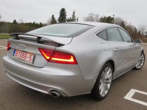 Pelēks Audi A7 Sportback 2011 Rīga, ar dzinēja tilpumu 3.00 L un nobraukumu 260 tūkst. km par 11450 €, foto 7 vietnē AUTOMOTO.COM.LV