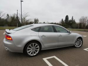 Pelēks Audi A7 Sportback 2011 Rīga, ar dzinēja tilpumu 3.00 L un nobraukumu 260 tūkst. km par 11450 €, foto 9 vietnē AUTOMOTO.COM.LV
