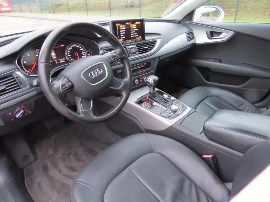 Pelēks Audi A7 Sportback 2011 Rīga, ar dzinēja tilpumu 3.00 L un nobraukumu 260 tūkst. km par 11450 €, foto 18 vietnē AUTOMOTO.COM.LV