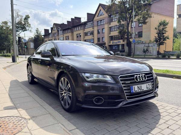 Grey Audi A7 Sportback 2011 in Vilnius, with an engine capacity of 3.00 L and mileage of 235 thousand km for 14800 €, photo 1 on AUTOMOTO.COM.LV