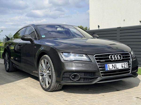 Grey Audi A7 Sportback 2011 in Vilnius, with an engine capacity of 3.00 L and mileage of 235 thousand km for 14800 €, photo 4 on AUTOMOTO.COM.LV