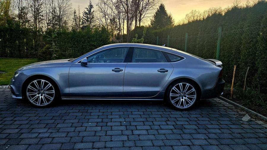 Pelēks Audi A7 Sportback 2011 Kaišiadorys, ar dzinēja tilpumu 3.00 L un nobraukumu 260 tūkst. km par 9200 €, foto 3 vietnē AUTOMOTO.COM.LV