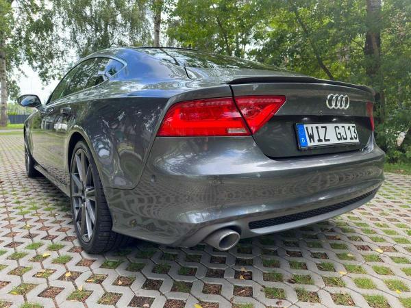 Grey Audi A7 Sportback 2011 in Vilnius, with an engine capacity of 2.97 L and mileage of 288 thousand km for 11900 €, photo 5 on AUTOMOTO.COM.LV