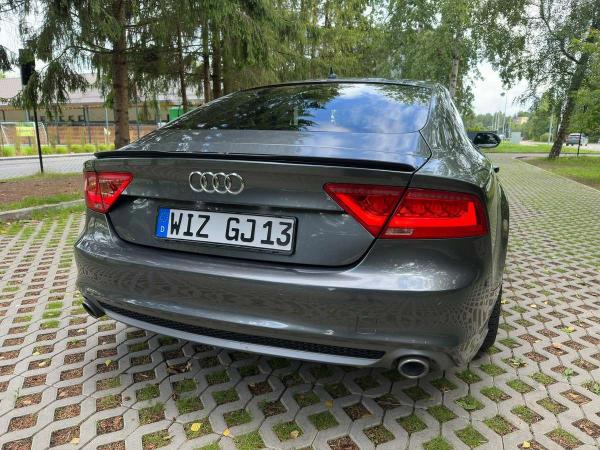 Grey Audi A7 Sportback 2011 in Vilnius, with an engine capacity of 2.97 L and mileage of 288 thousand km for 11900 €, photo 9 on AUTOMOTO.COM.LV