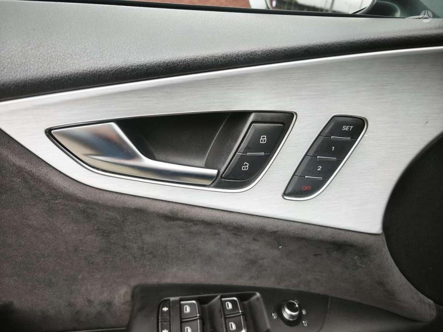 Grey Audi A7 Sportback 2011 in Telschi, with an engine capacity of 2.97 L and mileage of 343 thousand km for 9700 €, photo 14 on AUTOMOTO.COM.LV