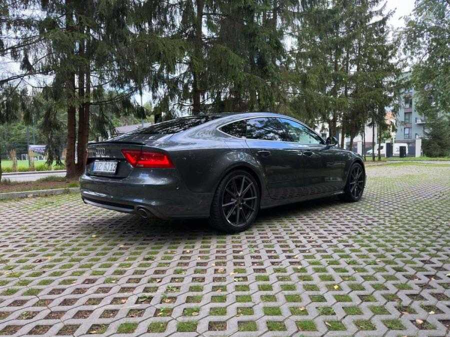Pelēks Audi A7 Sportback 2011 Viļņa, ar dzinēja tilpumu 2.97 L un nobraukumu 288 tūkst. km par 10370 €, foto 18 vietnē AUTOMOTO.COM.LV