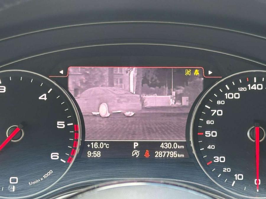 Pelēks Audi A7 Sportback 2011 Viļņa, ar dzinēja tilpumu 2.97 L un nobraukumu 288 tūkst. km par 10370 €, foto 41 vietnē AUTOMOTO.COM.LV