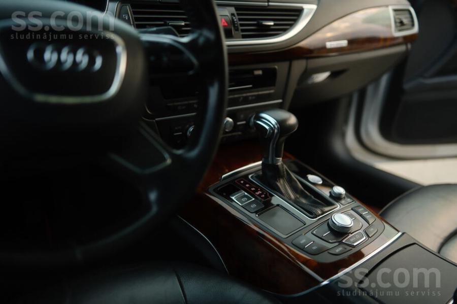 Pelēks Audi A7 Sportback 2011 Rīga, ar dzinēja tilpumu 3.00 L un nobraukumu 380 tūkst. km par 11450 €, foto 10 vietnē AUTOMOTO.COM.LV