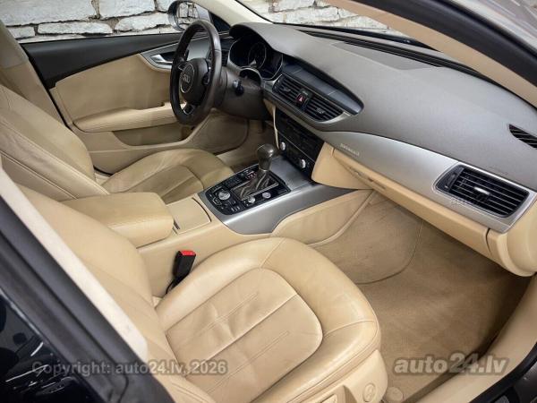 Pelēks Audi A7 Sportback 2012 Tallina, ar dzinēja tilpumu 3.00 L un nobraukumu 258 tūkst. km par 13900 €, foto 10 vietnē AUTOMOTO.COM.LV