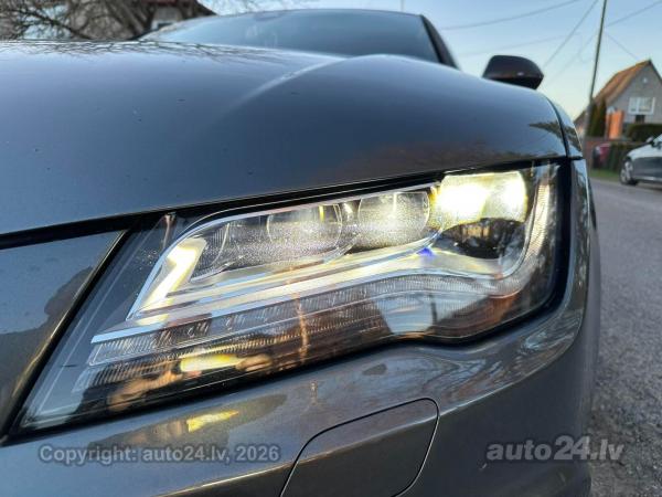 Pelēks Audi A7 Sportback 2012 Tallina, ar dzinēja tilpumu 3.00 L un nobraukumu 240 tūkst. km par 12990 €, foto 8 vietnē AUTOMOTO.COM.LV