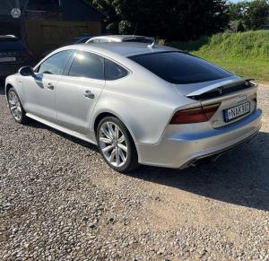 Pelēks Audi A7 Sportback 2012 Marijampole, ar dzinēja tilpumu 3.00 L un nobraukumu 146 tūkst. km par 11500 €, foto 12 vietnē AUTOMOTO.COM.LV