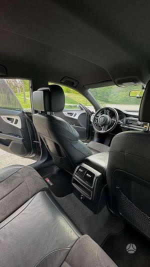 Grey Audi A7 Sportback 2012 in Siauliai, with an engine capacity of 3.00 L and mileage of 318 thousand km for 11300 €, photo 9 on AUTOMOTO.COM.LV