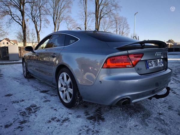 Grey Audi A7 Sportback 2013 in Taurage, with an engine capacity of 2.97 L and mileage of 269 thousand km for 10800 €, photo 1 on AUTOMOTO.COM.LV