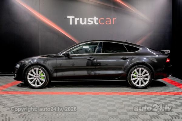 Grey Audi A7 Sportback 2013 in Parnu, with an engine capacity of 3.00 L and mileage of 221 thousand km for 15900 €, photo 6 on AUTOMOTO.COM.LV