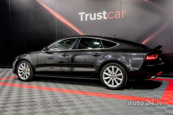 Grey Audi A7 Sportback 2013 in Parnu, with an engine capacity of 3.00 L and mileage of 221 thousand km for 15900 €, photo 7 on AUTOMOTO.COM.LV