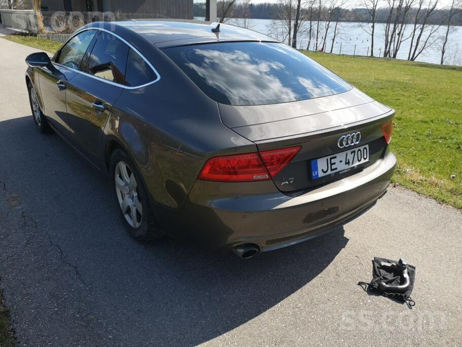 Pelēks Audi A7 Sportback 2013 Ogre, ar dzinēja tilpumu 3.00 L un nobraukumu 258 tūkst. km par 12000 €, foto 5 vietnē AUTOMOTO.COM.LV