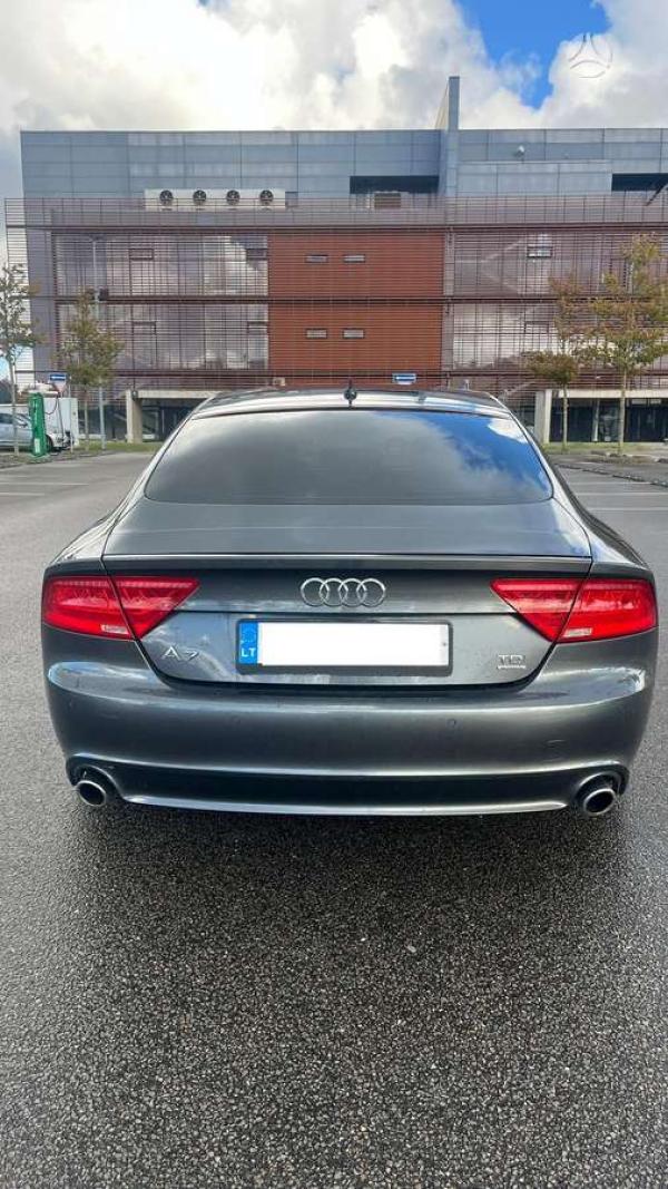 Pelēks Audi A7 Sportback 2013 Klaipėda, ar dzinēja tilpumu 2.97 L un nobraukumu 340 tūkst. km par 10800 €, foto 7 vietnē AUTOMOTO.COM.LV