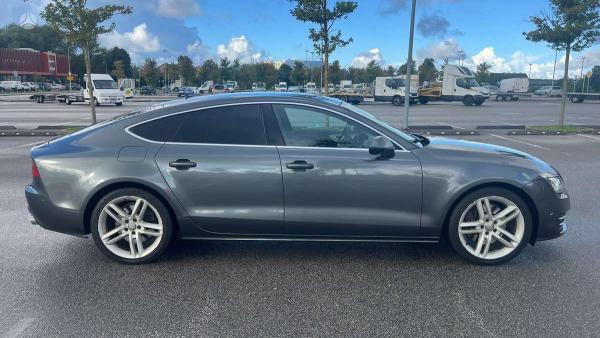 Pelēks Audi A7 Sportback 2013 Klaipėda, ar dzinēja tilpumu 2.97 L un nobraukumu 340 tūkst. km par 10800 €, foto 9 vietnē AUTOMOTO.COM.LV