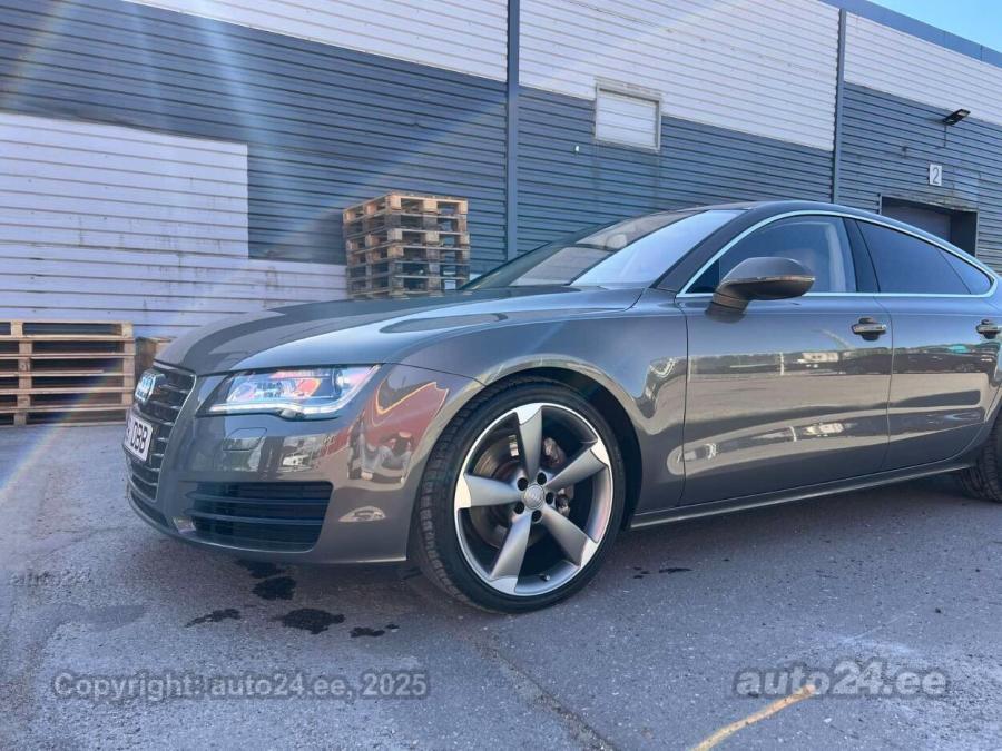 Pelēks Audi A7 Sportback 2014 Tallina, ar dzinēja tilpumu 3.00 L un nobraukumu 140 tūkst. km par 15000 €, foto 2 vietnē AUTOMOTO.COM.LV