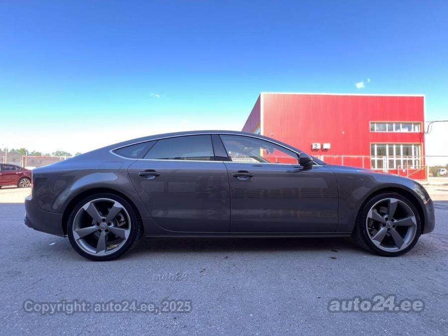 Pelēks Audi A7 Sportback 2014 Tallina, ar dzinēja tilpumu 3.00 L un nobraukumu 140 tūkst. km par 15000 €, foto 13 vietnē AUTOMOTO.COM.LV