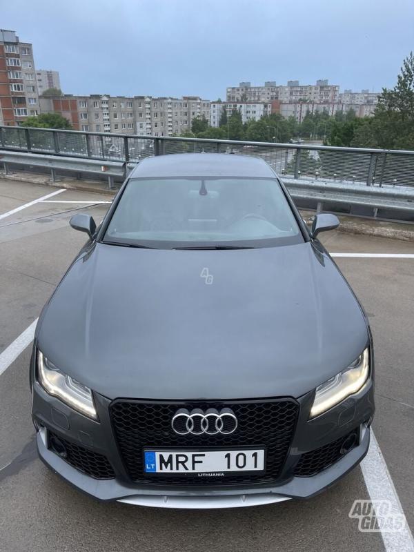 Grey Audi A7 Sportback 2014 in Siauliai, with an engine capacity of 3.00 L and mileage of 185 thousand km for 16500 €, photo 3 on AUTOMOTO.COM.LV
