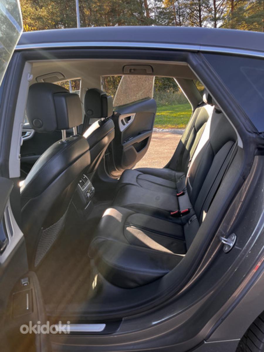 Grey Audi A7 Sportback 2014 in Narva, with an engine capacity of 0.20 L and mileage of 214 thousand km for 21000 €, photo 6 on AUTOMOTO.COM.LV