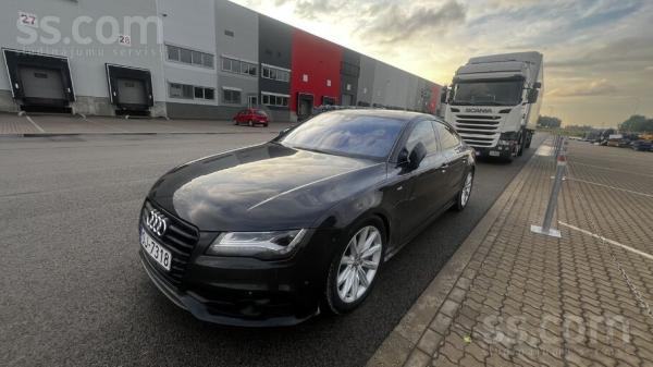 Pelēks Audi A7 Sportback 2014 Rīga, ar dzinēja tilpumu 3.00 L un nobraukumu 270 tūkst. km par 22500 €, foto 1 vietnē AUTOMOTO.COM.LV