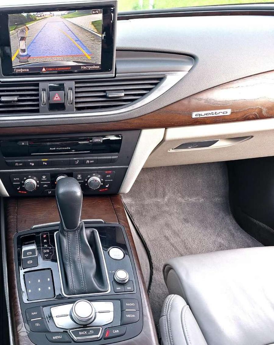 Grey Audi A7 Sportback 2015 in Klaipeda, with an engine capacity of 3.00 L and mileage of 215 thousand km for 16200 €, photo 17 on AUTOMOTO.COM.LV